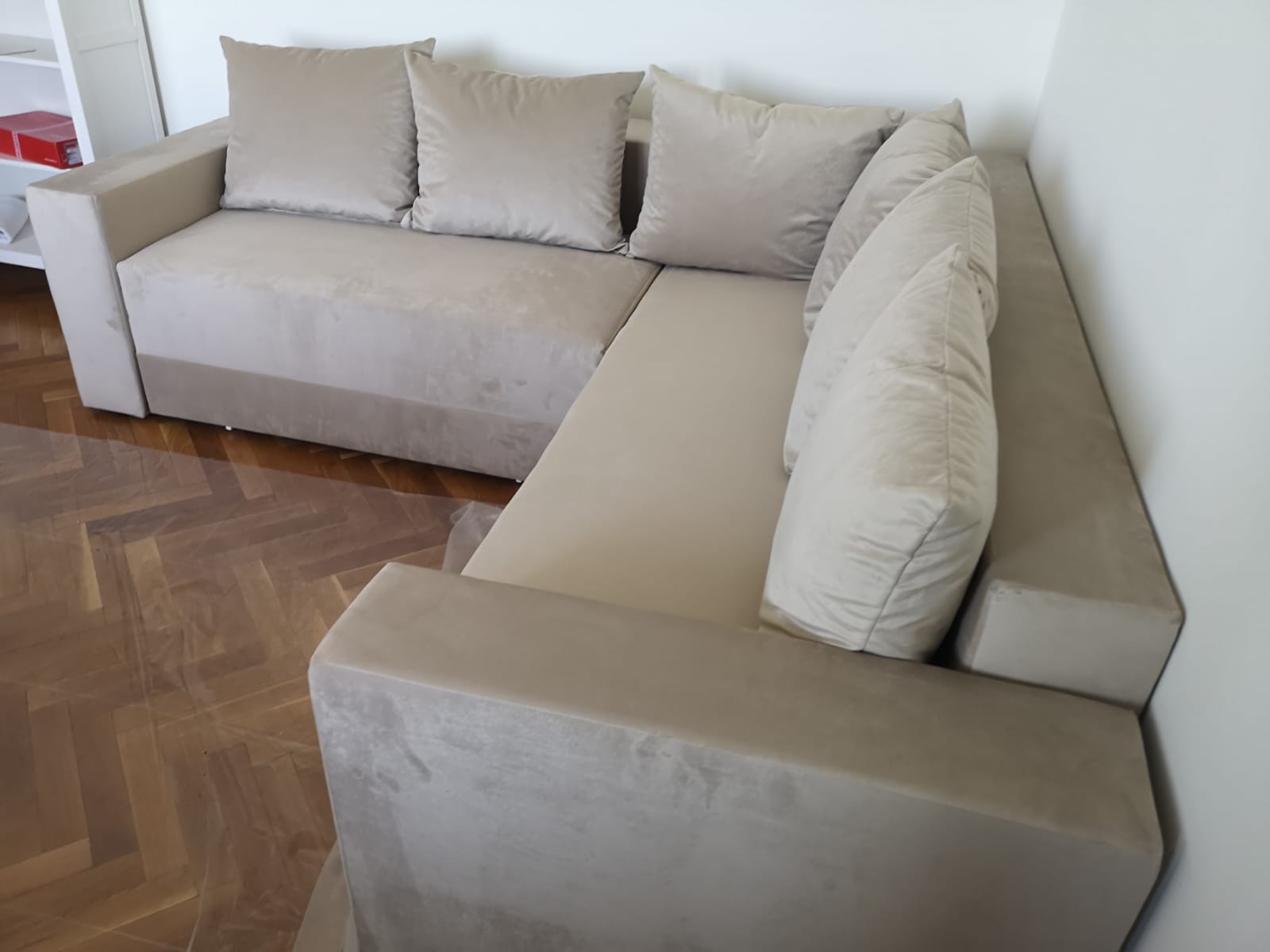 Lucrari efectuate - canapele, colțare, paturi. - Colțare