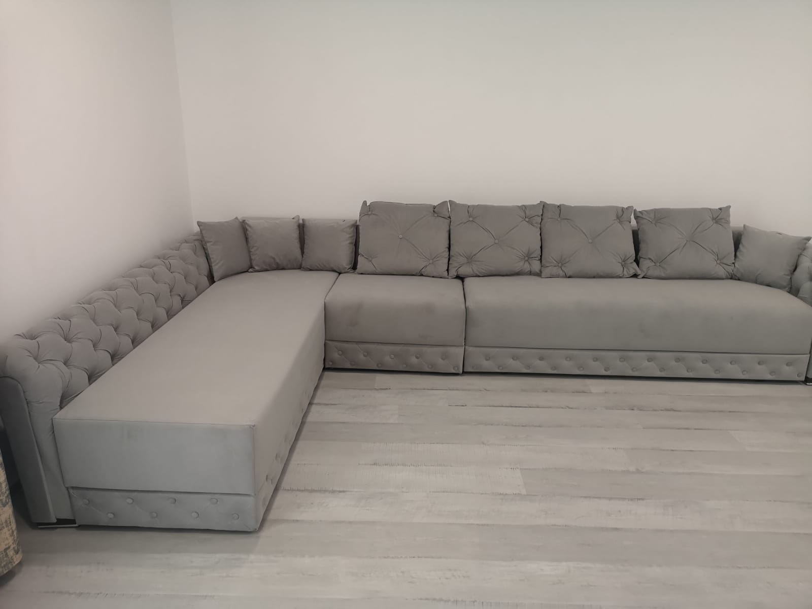 Lucrari efectuate - canapele, colțare, paturi. - Colțare