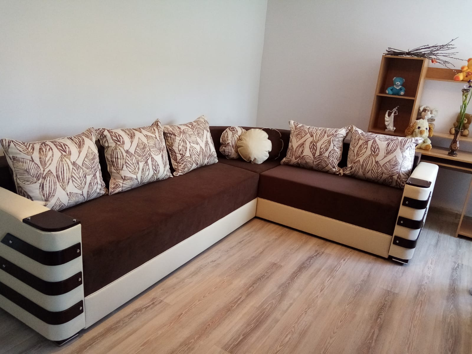 Lucrari efectuate - canapele, colțare, paturi. - Colțare